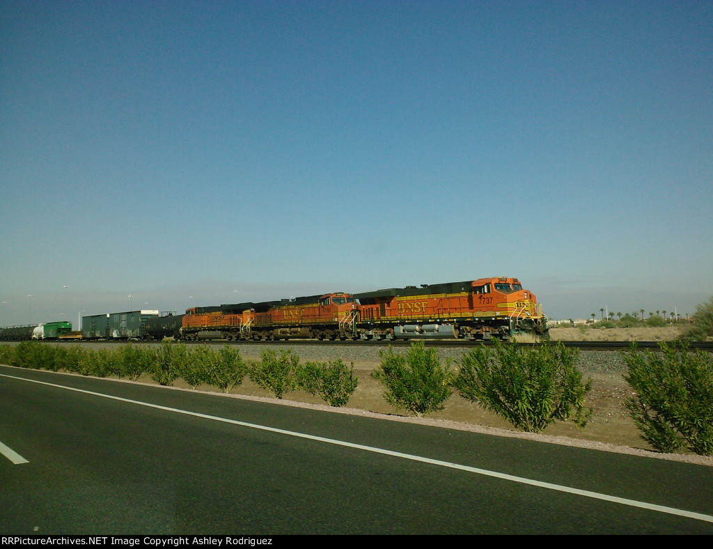 BNSF 7737
